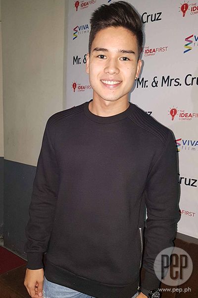 JM de Guzman makes public appearance at JC Santos-Ryza Cenon movie premiere | PEP.ph
