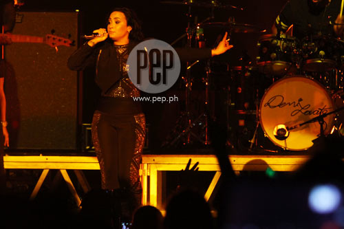 PHOTOS: What does Demi Lovato love about Filipino concertgoers? | PEP.ph