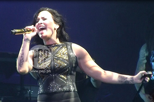 PHOTOS: What does Demi Lovato love about Filipino concertgoers? | PEP.ph