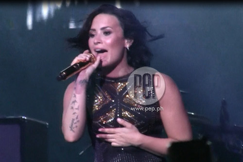 PHOTOS: What does Demi Lovato love about Filipino concertgoers? | PEP.ph