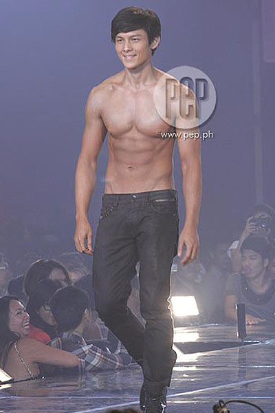 A LOOK BACK: Male celebrities in previous Cosmo Bachelor Bash shows ...