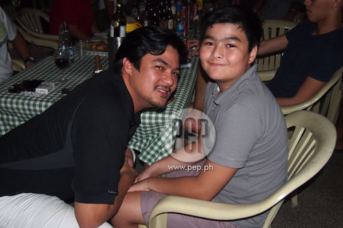 Sherilyn Reyes-Tan rides the wakeboard with her kids | PEP.ph