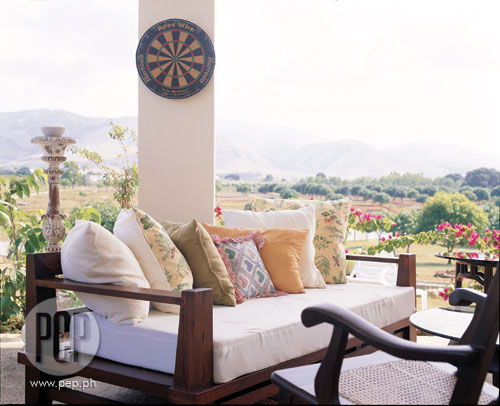 Isabel Rivas's Paradise | PEP.ph