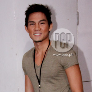 Ervic Vijandre admits he hated Dingdong Dantes in the past | PEP.ph
